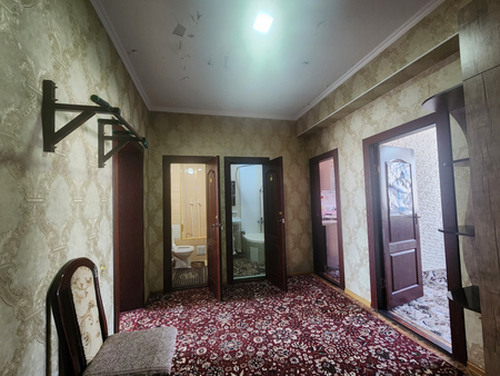 2-xonali 5-qavatda 66m² kvartira sotiladi
5-qavatli g'ishtli dom
Jihoz