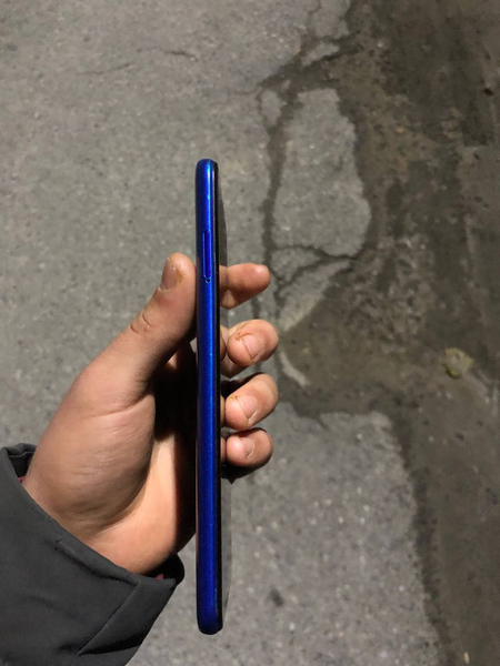 Redmi 9 telga javob ishlashlariga hamma yogʻiga xotirasi 4/64