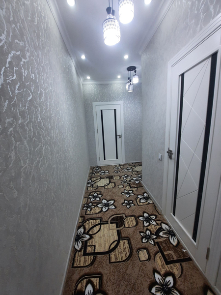 Срочно продаётся 2х комнотная квартира. Фрунзе. Мансард.50м2.новат рес