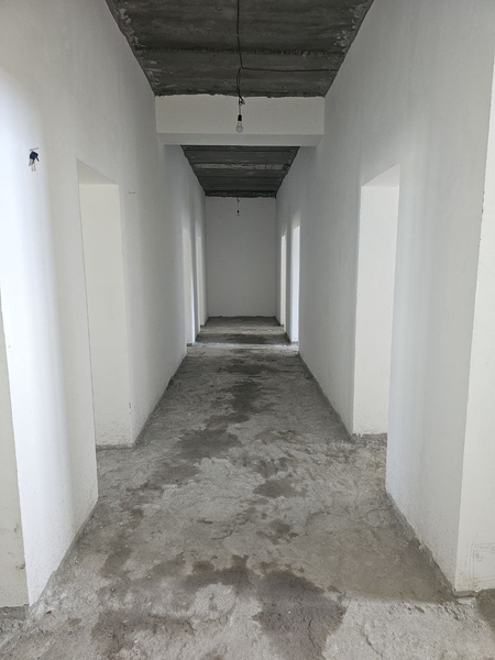 Под гостиница. Коробка. мирабадский р. 4.5 соток. 3 этаж. 700м²