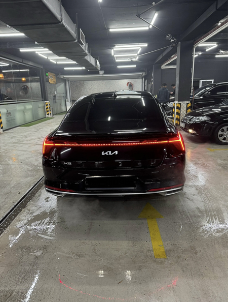 KIA K8 2023 года , в идеальном состоянии