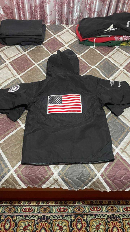 Анорак North Face x Supreme