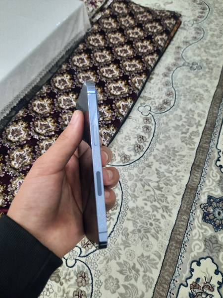 Iphone 13 pro  sotiladi