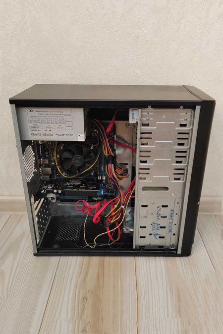 Intel i3 2120,  Gt 220 1GB, 8GB ОЗУ