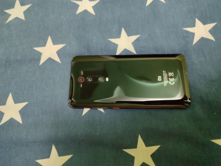 Mi 9T Pro qora xolati yaxshi