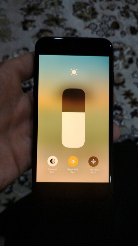 iPhone SE (2020)