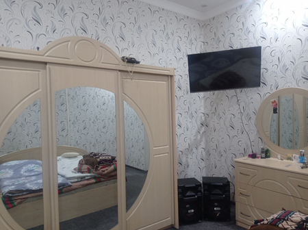 Продается двухэтажный дом.