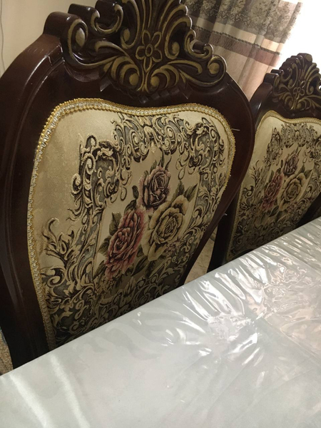 Стол стул комплект сотилади срочно