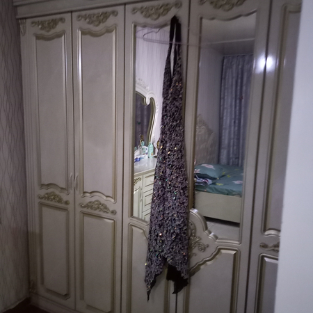Продам вечерние платья.