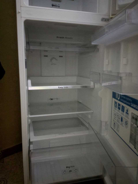 продается холодильник Самсунг
