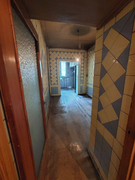 Продается СПЕЦ-ПЛАН 3/3/4 100м2 с балконом на Дархане (кирпич)