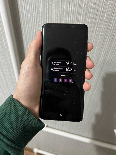 Продам Samsung Galaxy s9+