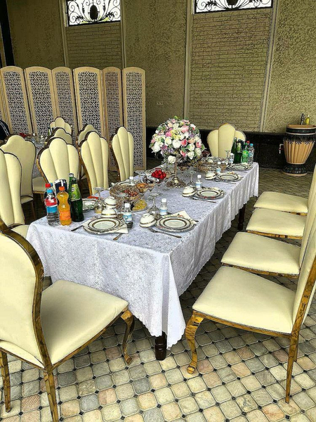 Arendaga Stol Stul Chinni Idishtovoqlar