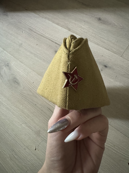 Продам пилотки со звездой  новые. ! Производство Россия