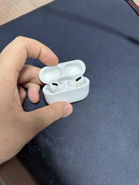 Apple AirPods Pro (Эирподс Про, Аираподс)