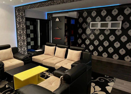 В Центре Спецплан 2 ком 3/5 80 м2