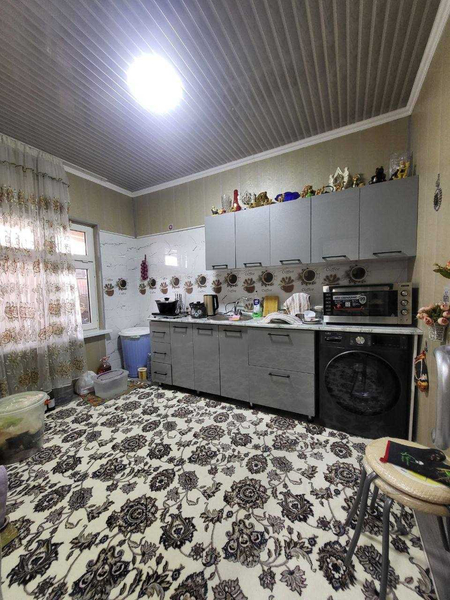 Nurafshonda 4sotixlik xonadonimiz sotiladi.