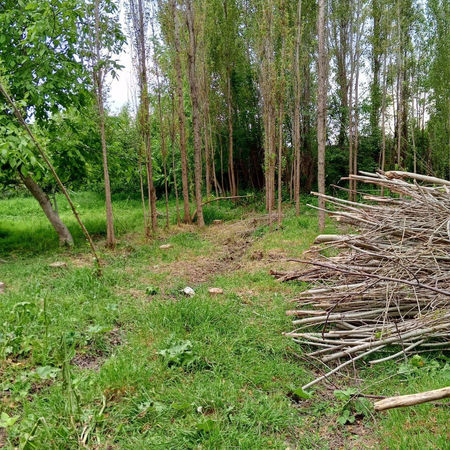 Продаётся дом, земля под стройку