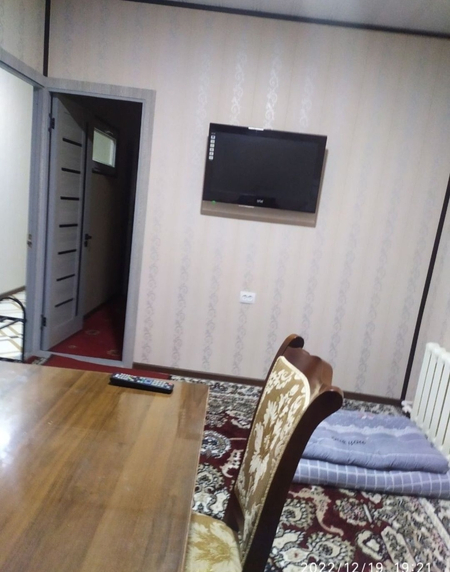 Srochno arenda oilaga \\nChilonzor Xozirobod mahallada\\nXovlini 2 xonasi