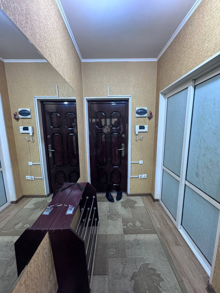 .Продается 1х2комнатная евроремонт 42м2 с мебель техникой Бошлик Яккас