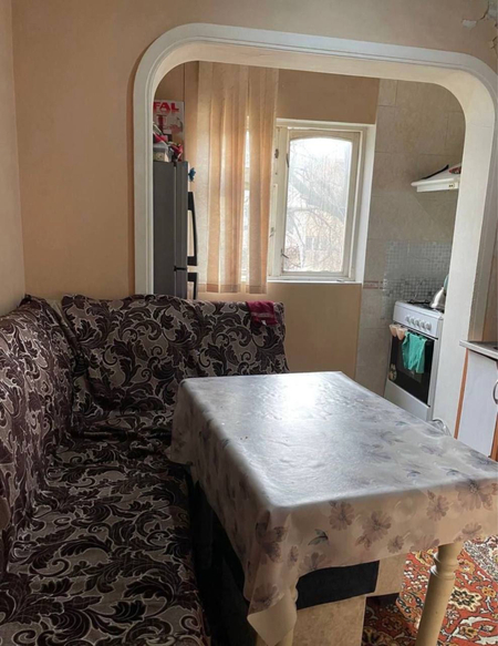 Продам квартиру 3/3/4 на массиве Ялангач ,французская планировка