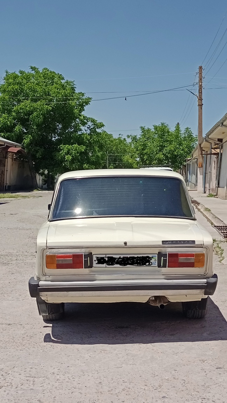 Vaz 2106  sotiladi