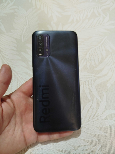 Xiaomi REDMI 9T 6/128GB telefoni sotiladi