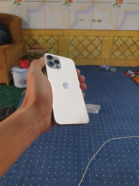 Айфон 12 про
