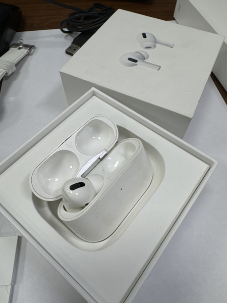 Наушники Airpods Pro naushnik