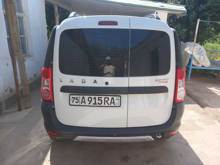 Lada Largus 2019