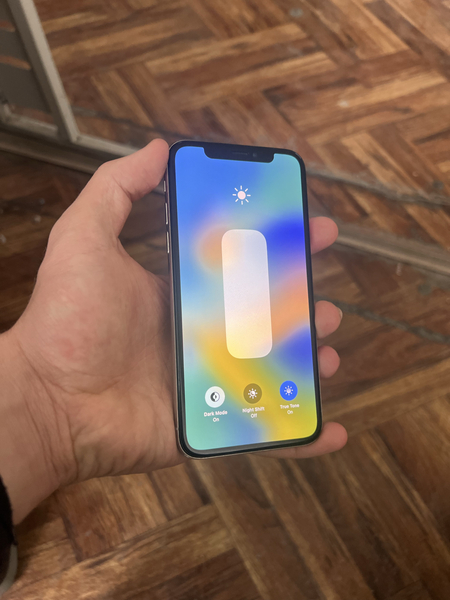 Iphone X ideal.