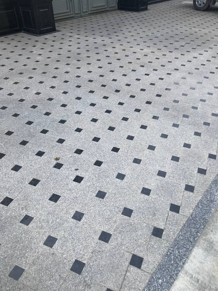 Ko'ksaroy granit toshlari