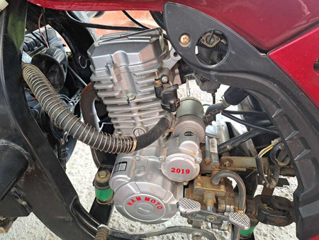 Yuka tashiydigon motosinkel sotiladi(Nam moto )