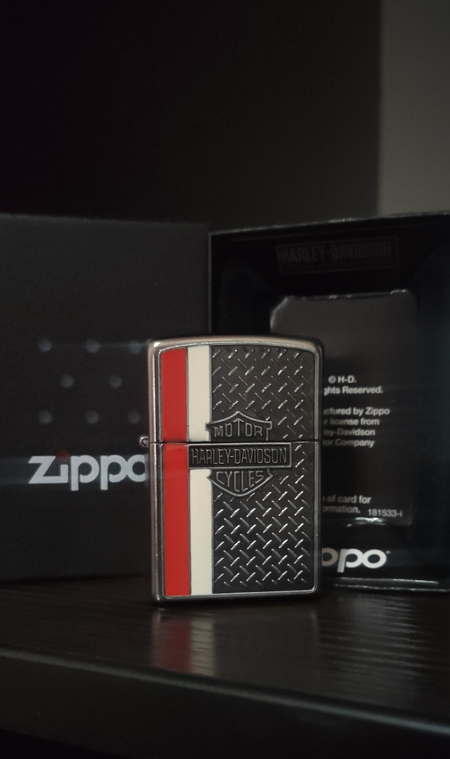 Zippo zajigalka orginal Amerkanskiy
