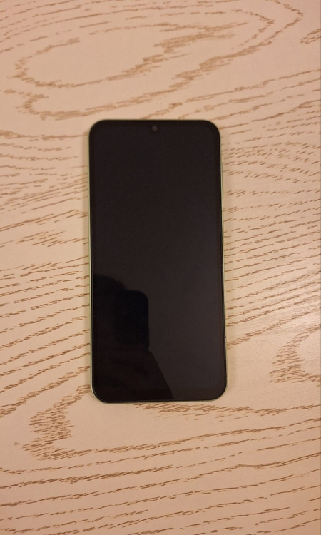 Samsung a24 ideal