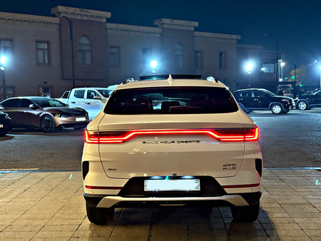 Byd Song plus Dm-i GIBRID . 2024 yil yengi moshina