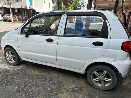 Matiz sotiladi 2004 yil