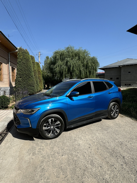 TRACKER 2 Sotiladi ideal navarot