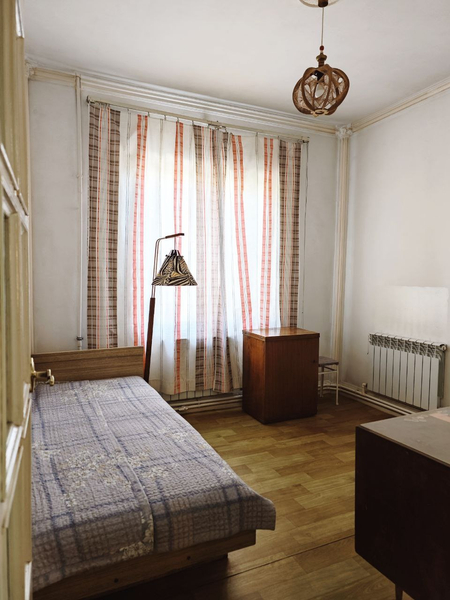 Сергели-4.  4/3/5. 90м. Асака банк
