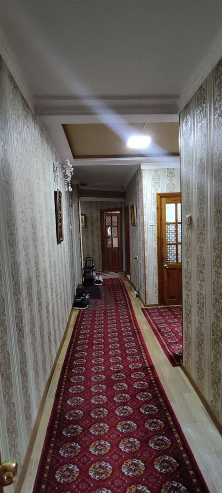 Yakkasaroy tumani 7 qavat 3 hona srochna sotiladi