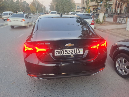 Malibu 2   1,5 turbo sotiladi.