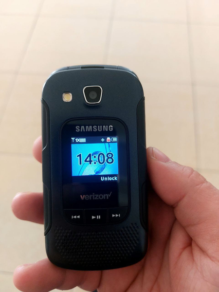 Густо 4 cdma va Gsm