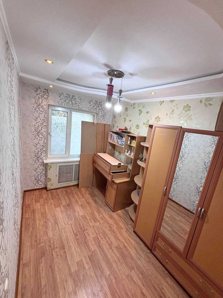 СРОЧНО Продается 3 ком квартира Водник кирпич 77 серия мебель техника