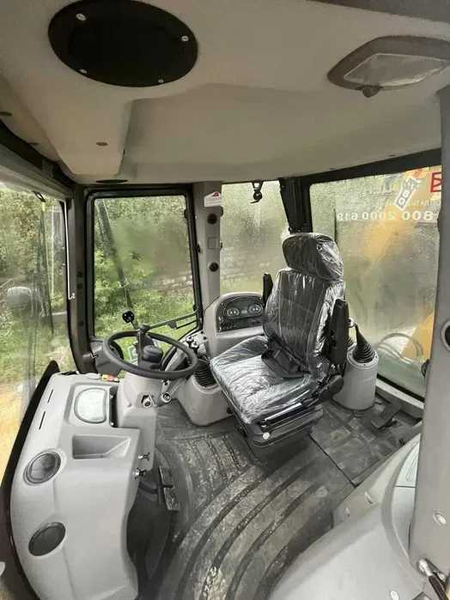 Экскаватор погрузчик колесный BEST350D