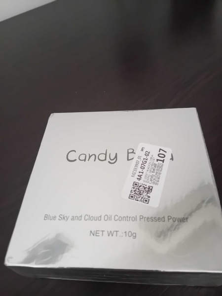 Продается матирующая пудра Candy Belle