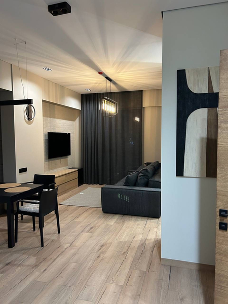 Akay City Продается 2 комнатная квартира ремонт Дархан К.Ниязова