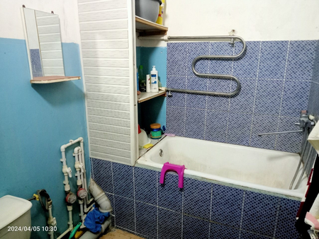 Mirobod tumani Qo'yliq 1 daxasida joylashgan uy sotiladi