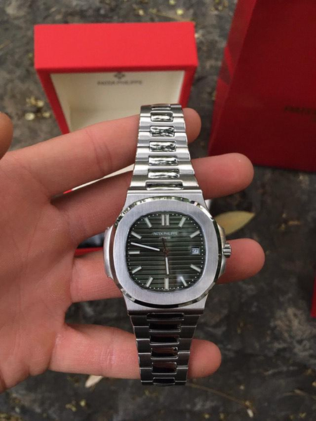 Patek Philippe Geneve Nautilus Automatic Mexanika soat watch chasi
