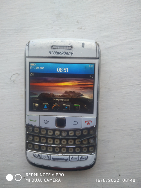 Blackberry 9780_ 8220