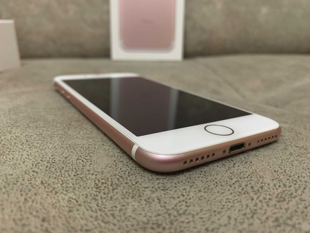 Apple iphone 7 32gb rose gold, коробка, 90%